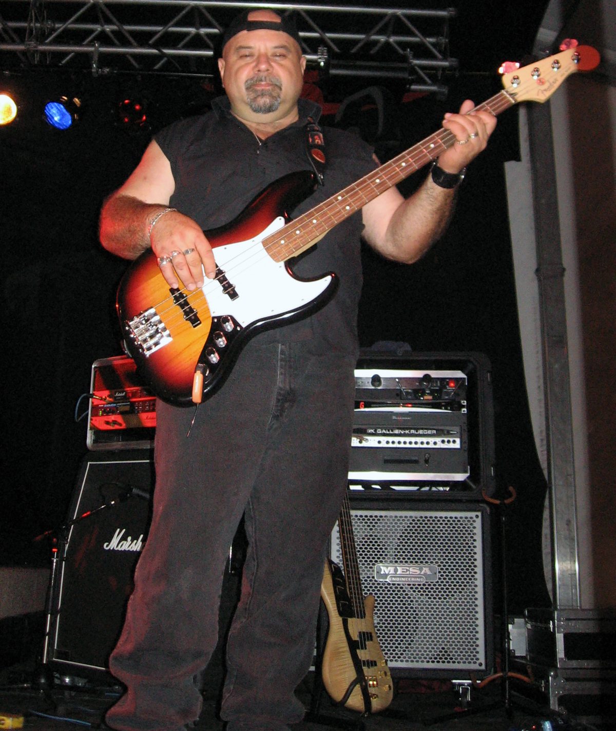 Live gigs – The Tony Zee Show