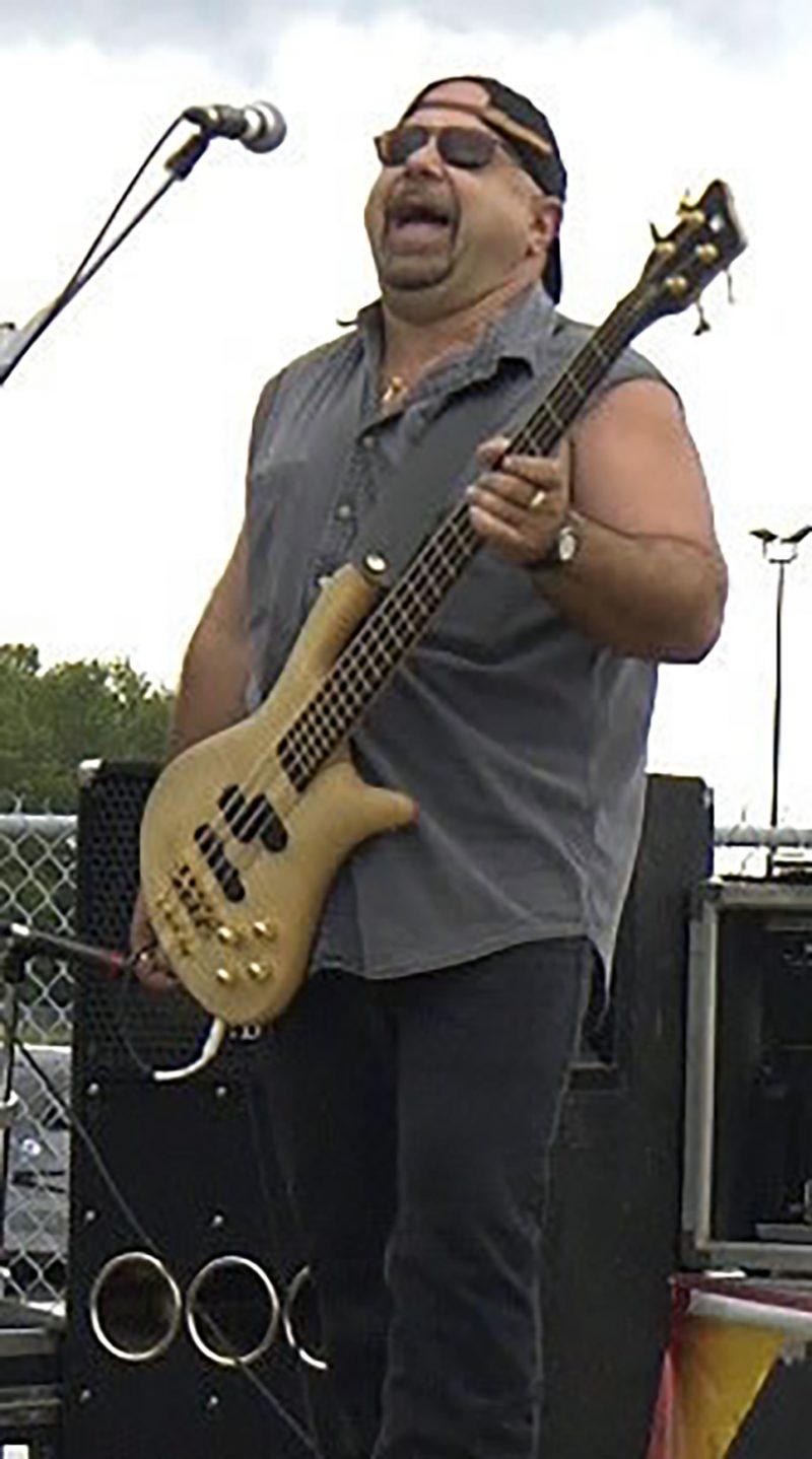 Live gigs – The Tony Zee Show